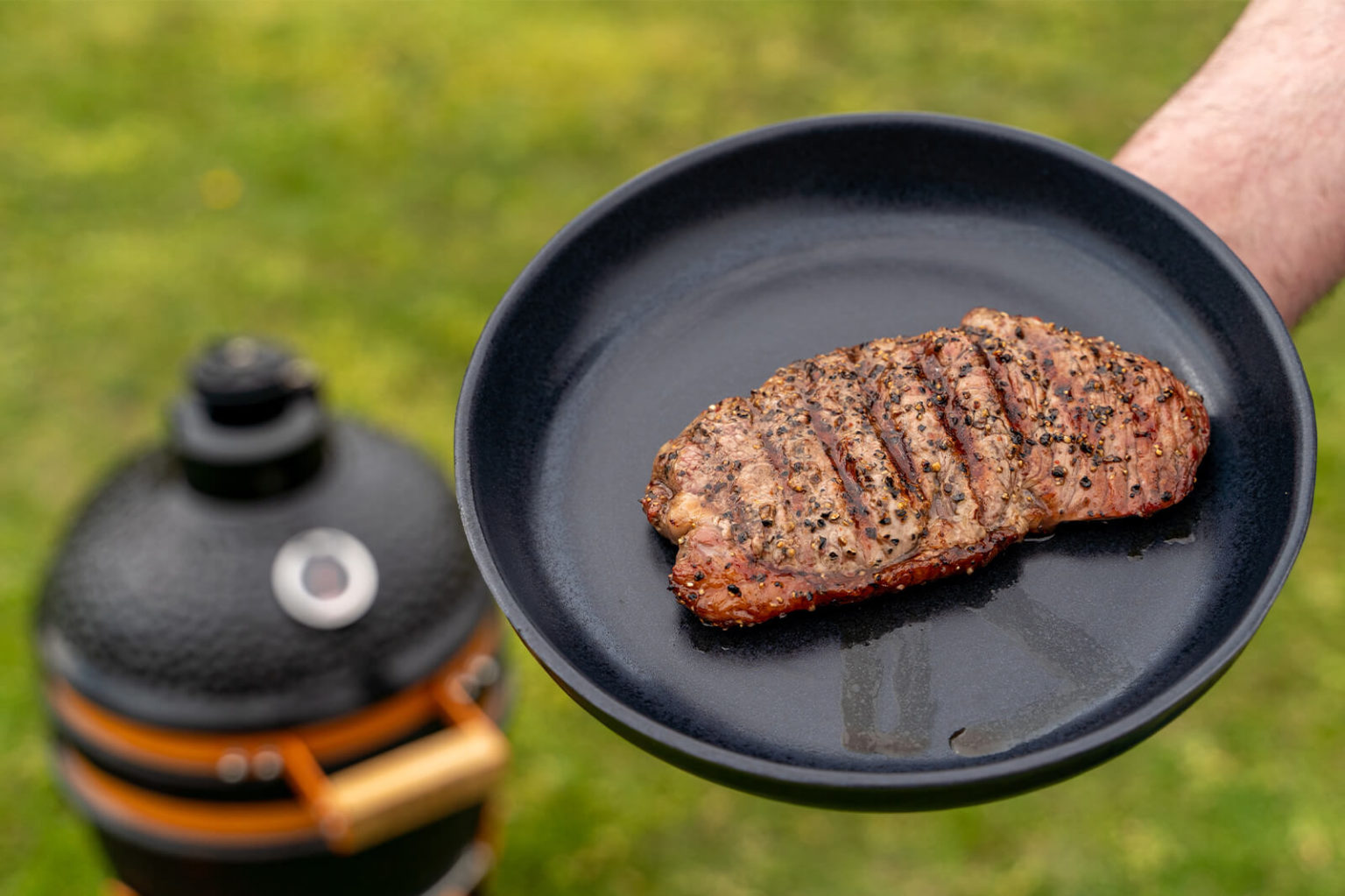 Entrecote bakken op de barbecue - VleesFanaat