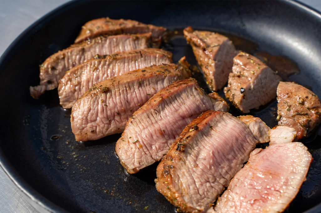 Lamsfilet bereiden op de barbecue - VleesFanaat